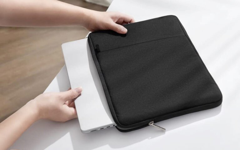 What Are Laptop Sleeves:The Ultimate Guide