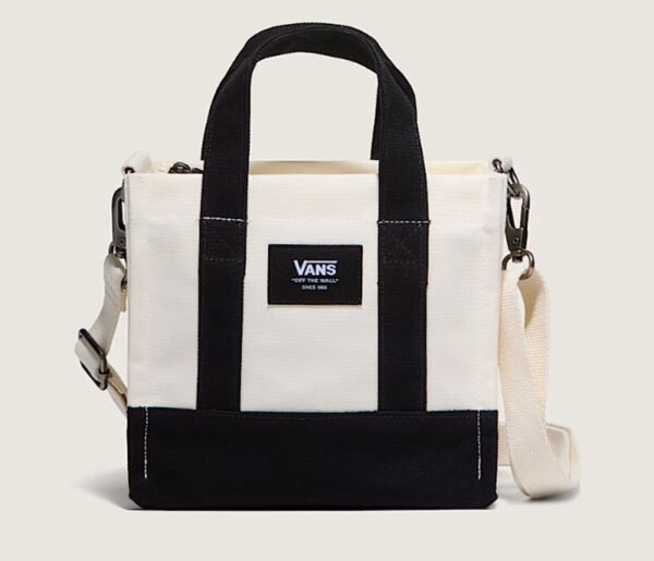 30 Popular Tote Bags Brands For Different Occasions: Styles Guide
